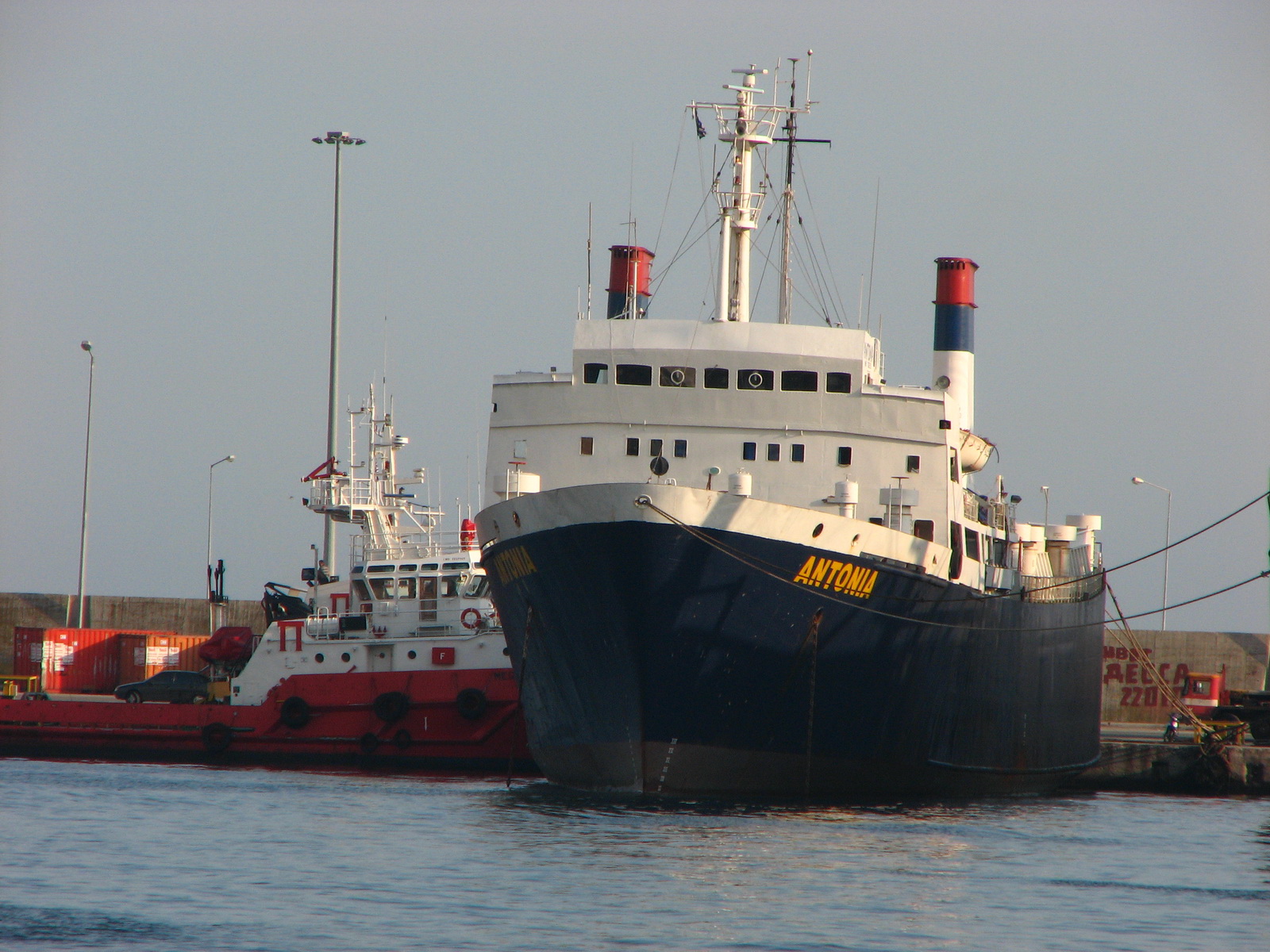 Antonia - Antonia - Shipfriends