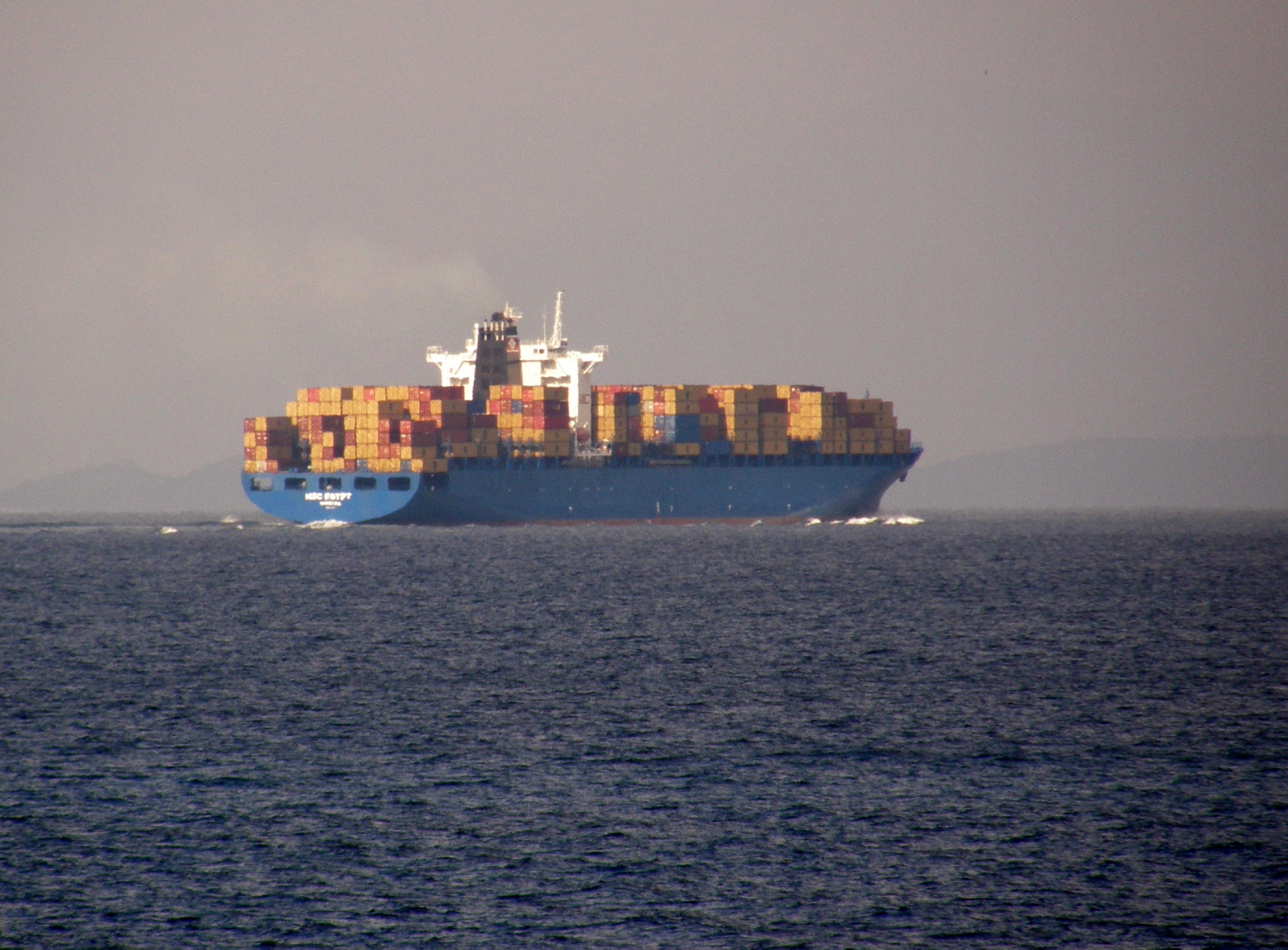 MSC Egypt off oxies islets 160208 c - Tessa - Shipfriends