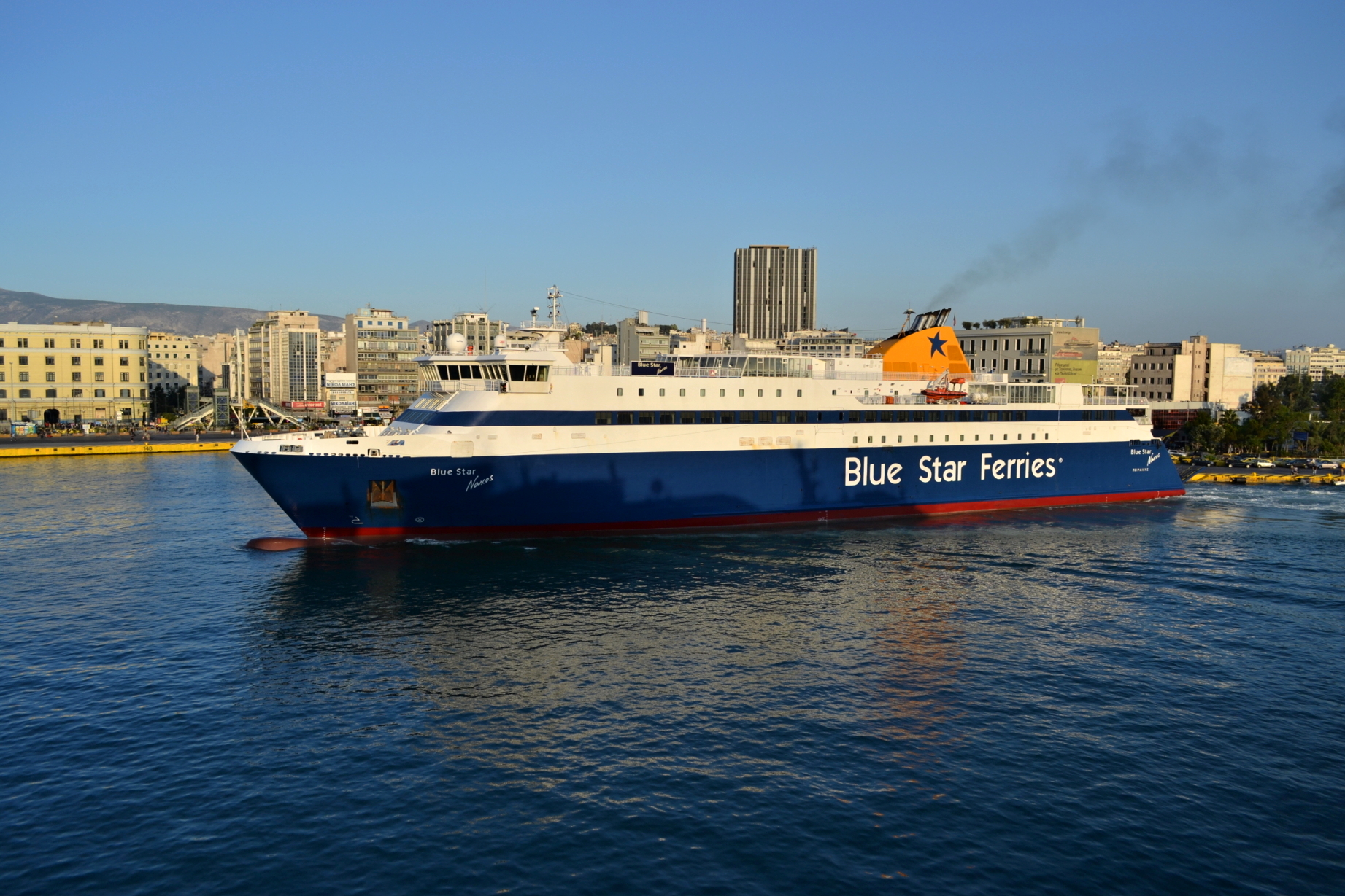 BlueStar Naxos 04 - Blue Star Naxos - Shipfriends