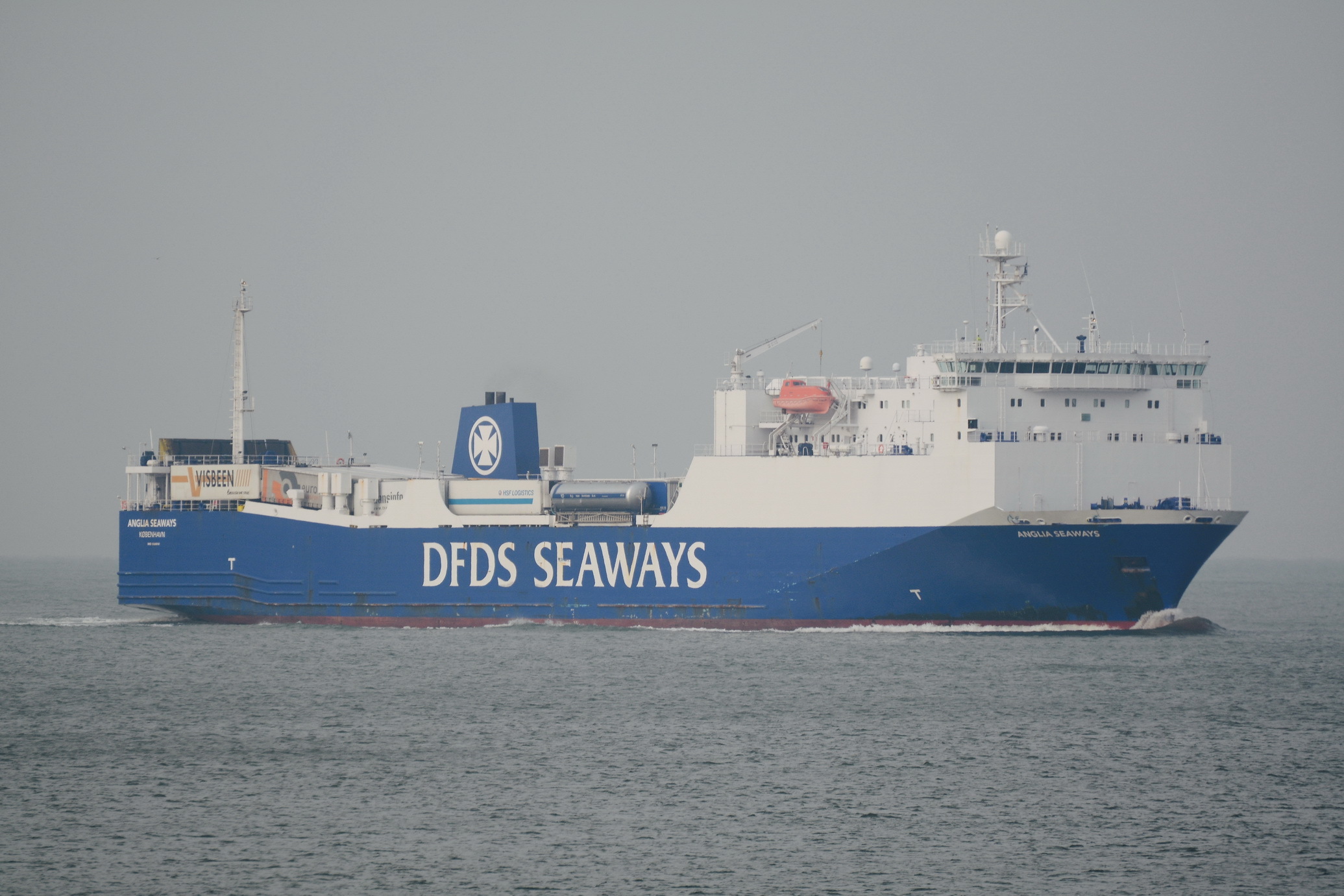 Anglia Seaways_12-11-16_Rotterdam.jpg - Blue Carrier 1 - Shipfriends