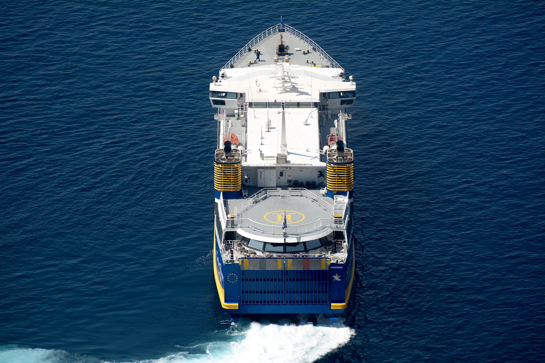 Super Runner_03-09-17_Santorini_05.jpg - Superrunner Jet - Shipfriends