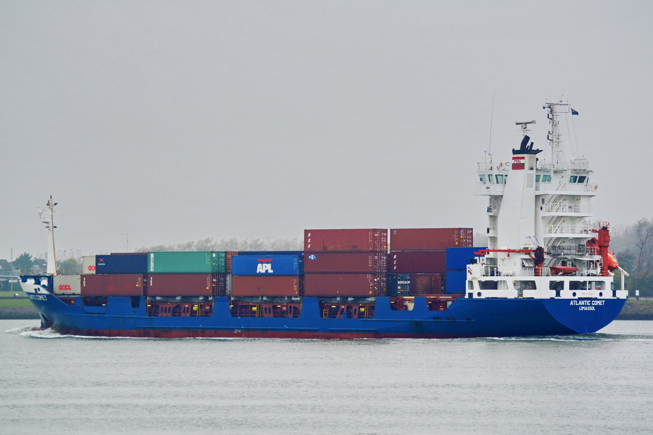 Atlantic Comet_13-11-16_Rotterdam - A2B Leader - Shipfriends