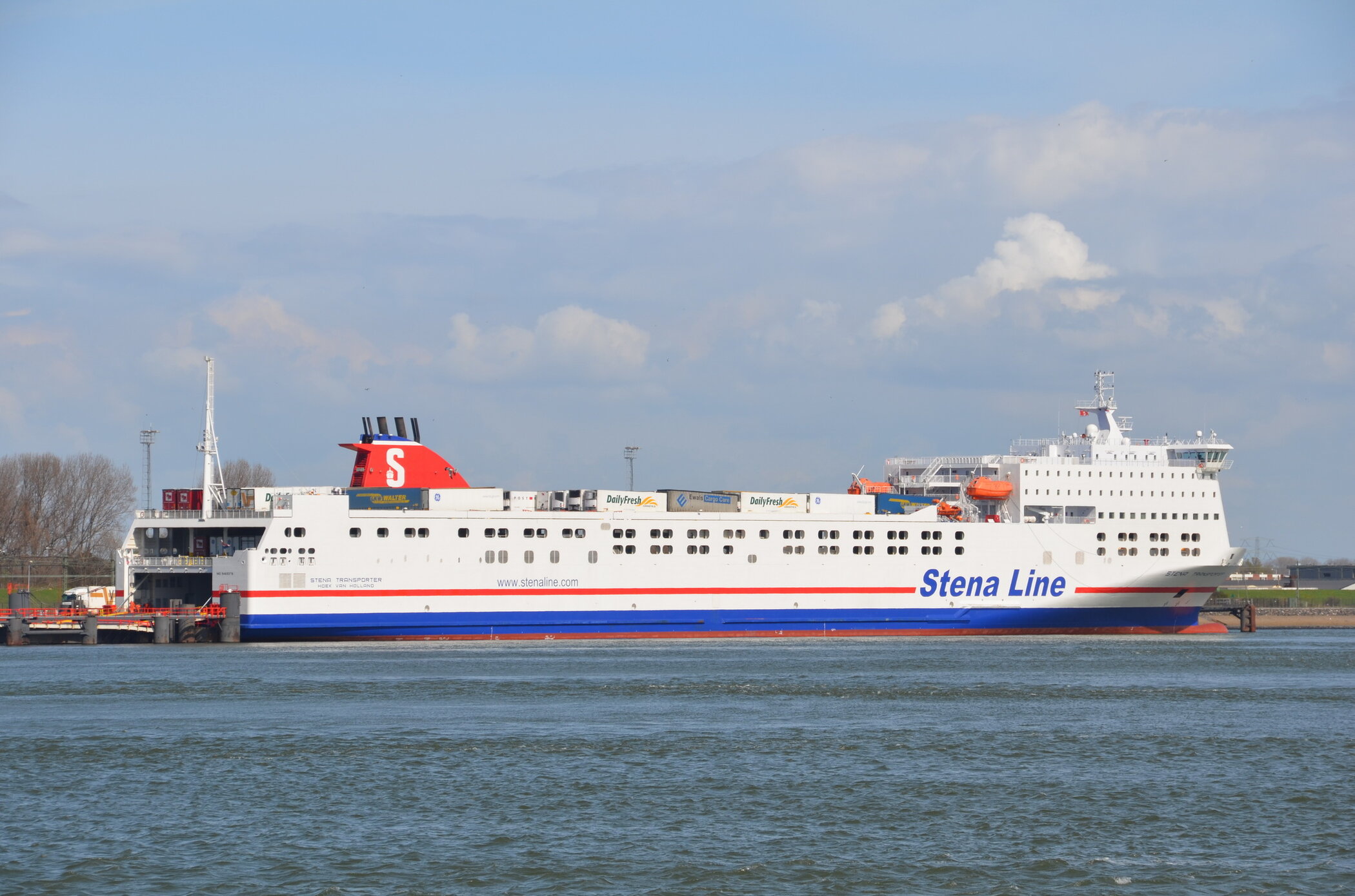 Stena Transporter_27-04-13_Rotterdam_04 - Stena Transporter - Shipfriends