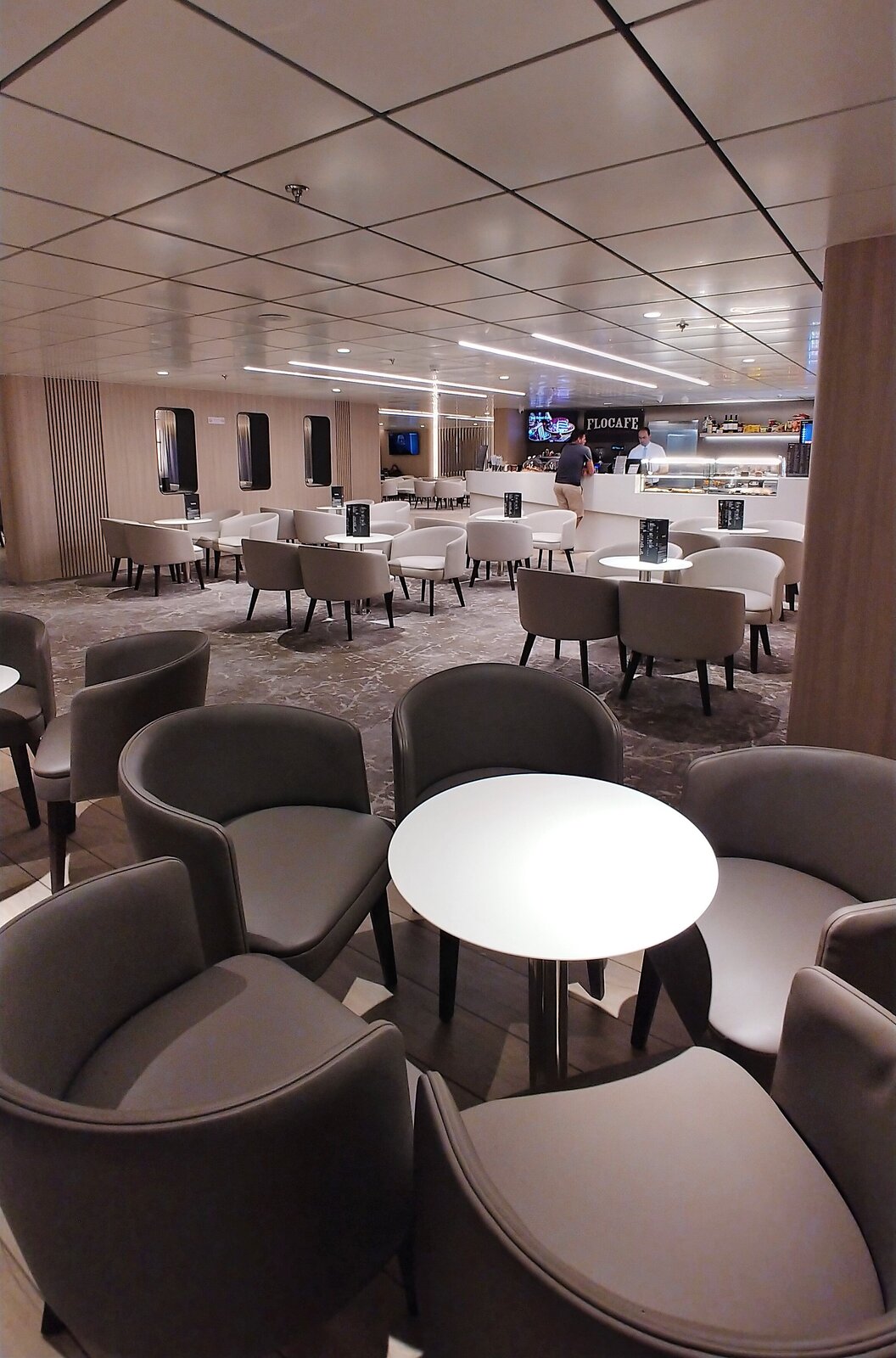 Anemos Vip Lounge Deck 5 - Anemos - Shipfriends