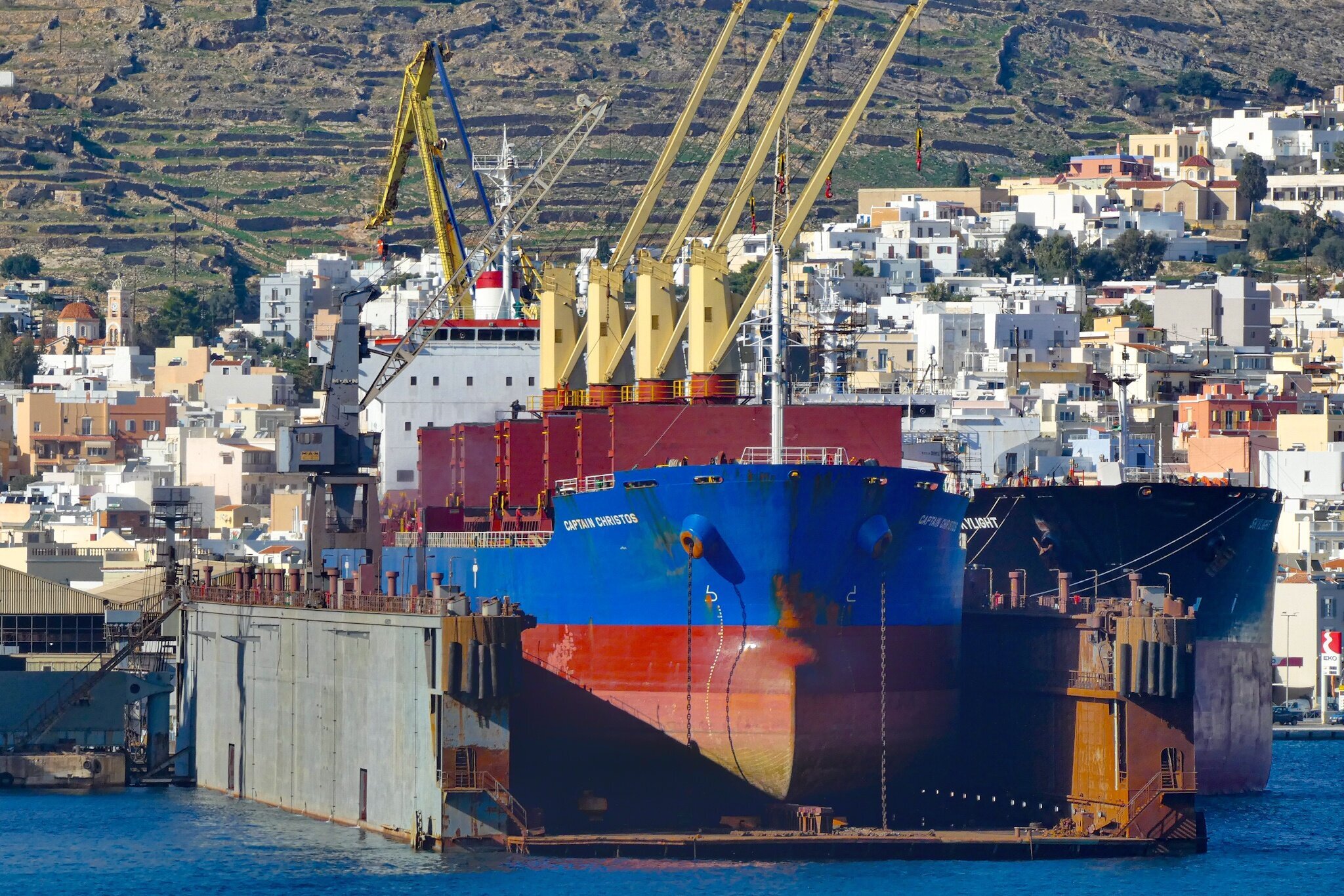 CAPTAIN CHRISTOS - Captain Christos - Shipfriends