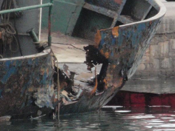 Ημιβυθιση αλιευτικου "Νικολας" στο λιμανι του Βολου - Ναυτικά Ατυχήματα ...